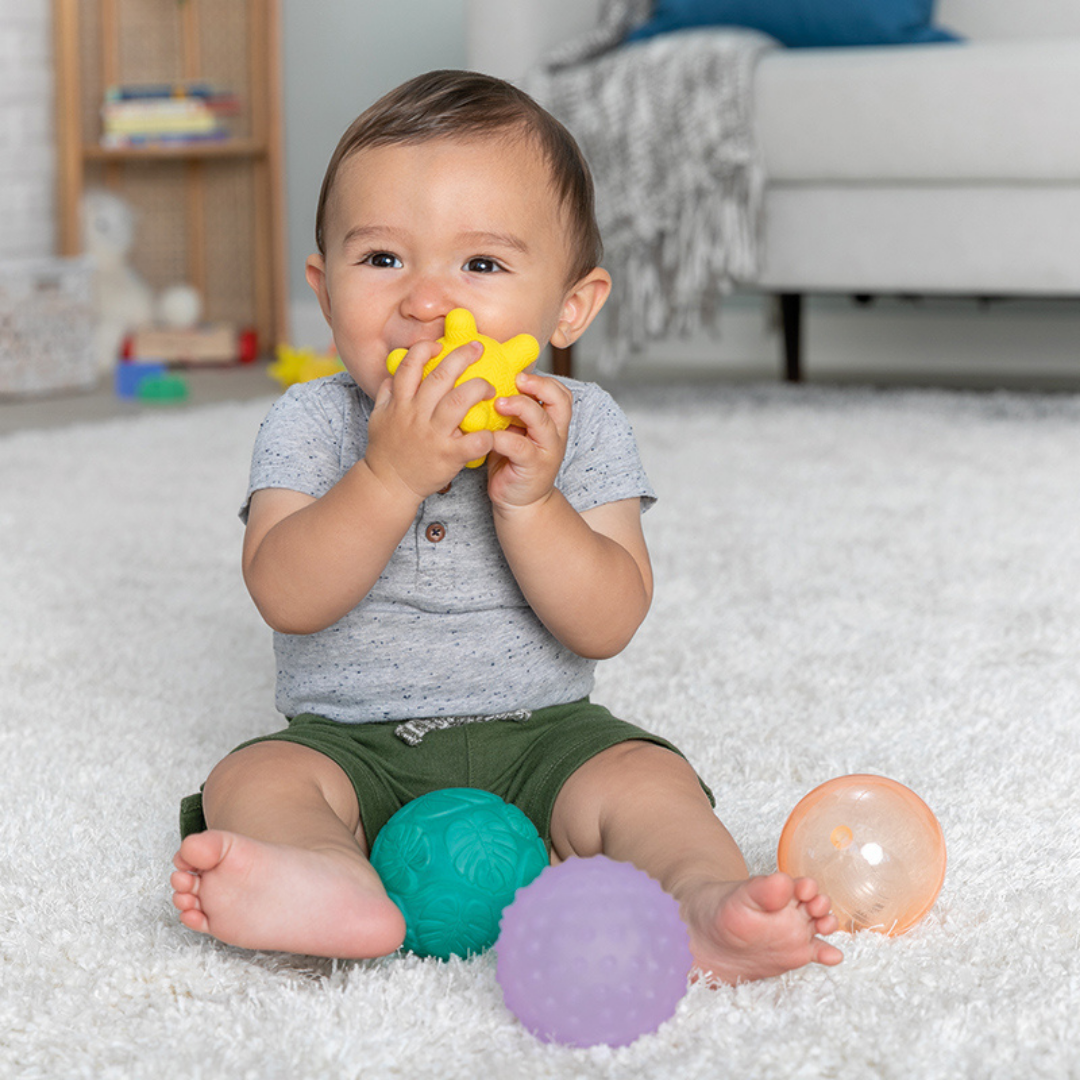 Infantino Lights & Sounds Multi Sensory Baby Balls Set